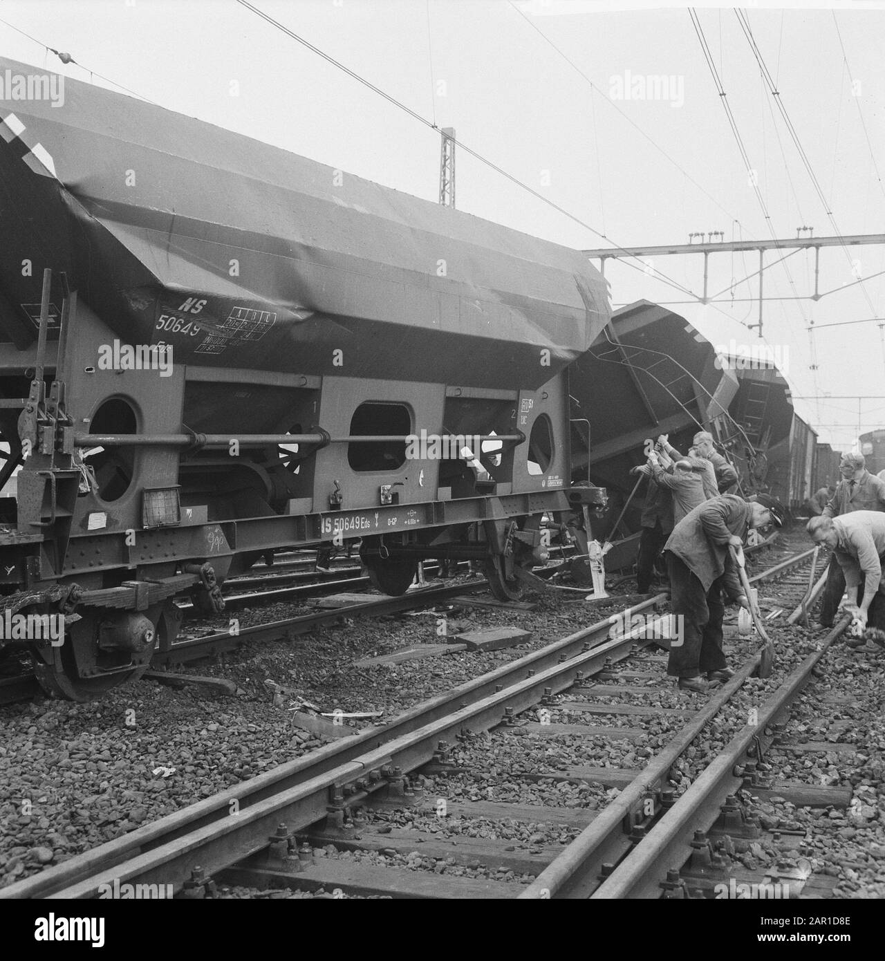 Hollands spoor station Black and White Stock Photos & Images - Alamy