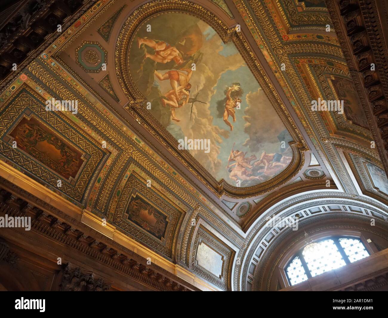 New york public library ceiling hi-res stock photography and images - Alamy