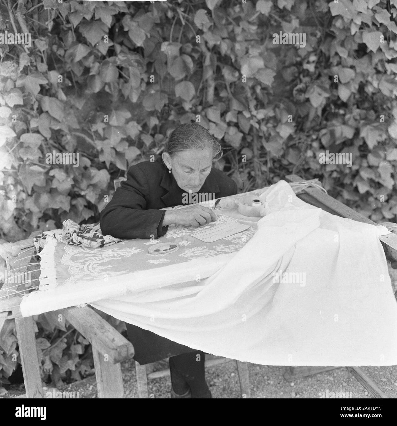 Lace worker Black and White Stock Photos & Images - Alamy