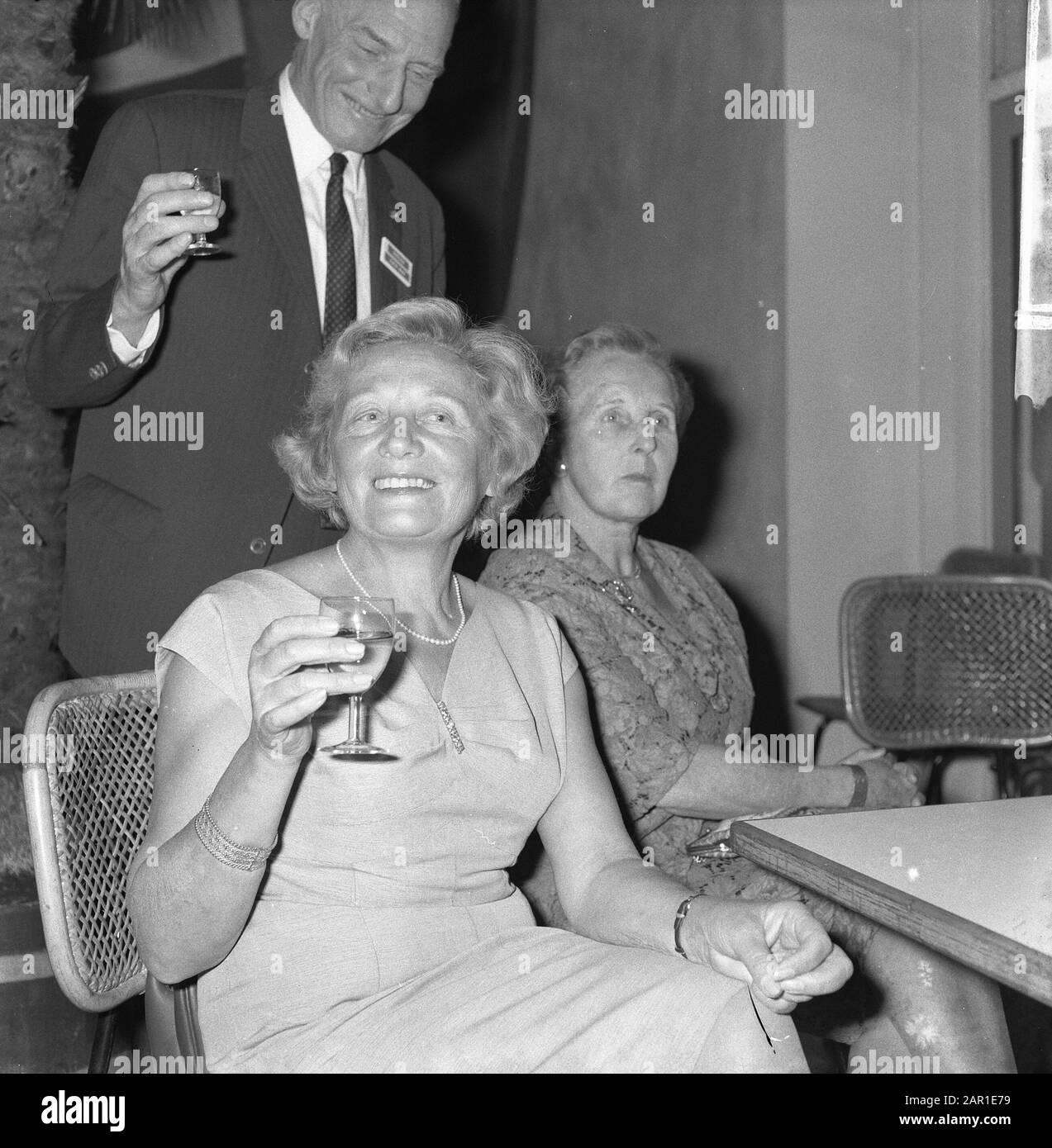 September 30 1965 hi-res stock photography and images - Alamy