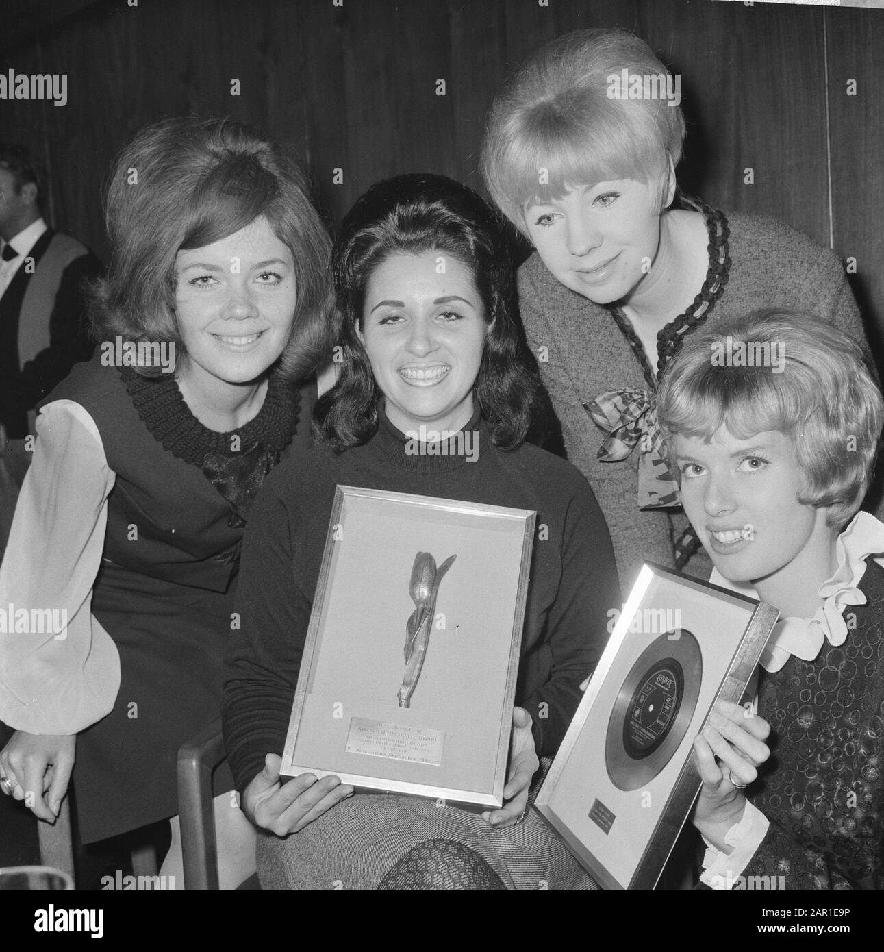 Lucille starr received golden plate hi-res stock photography and images ...