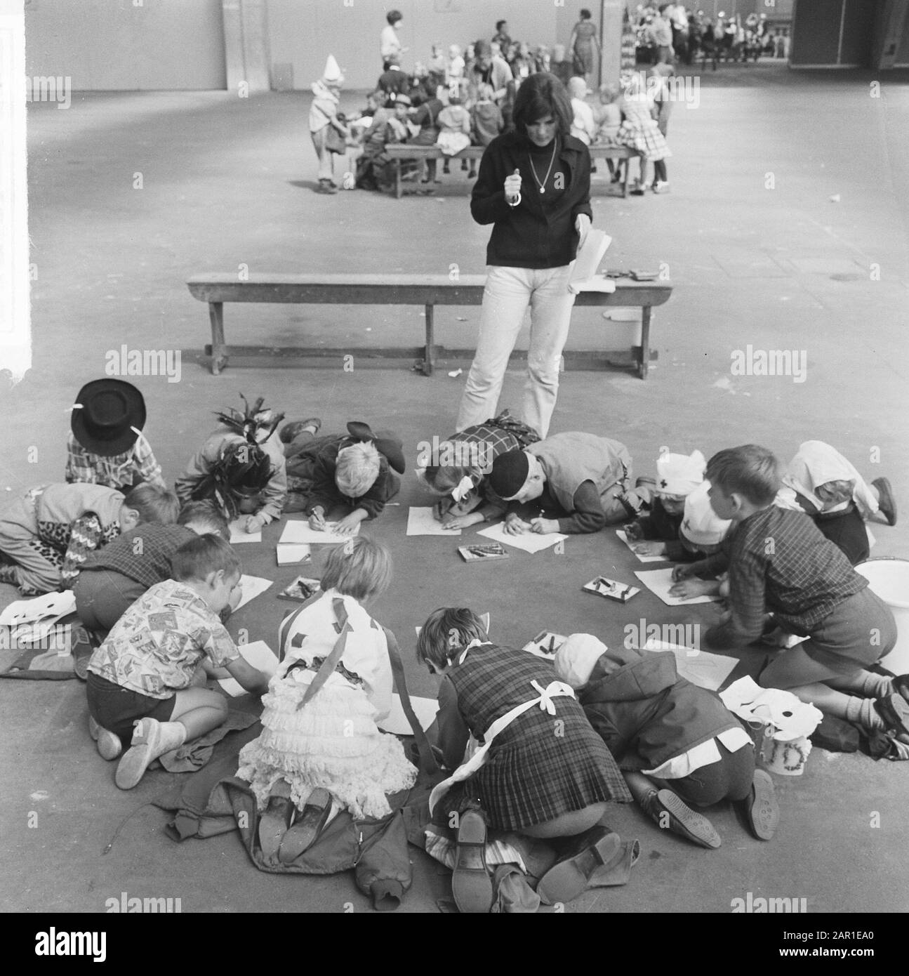 Children drawings hi-res stock photography and images - Alamy