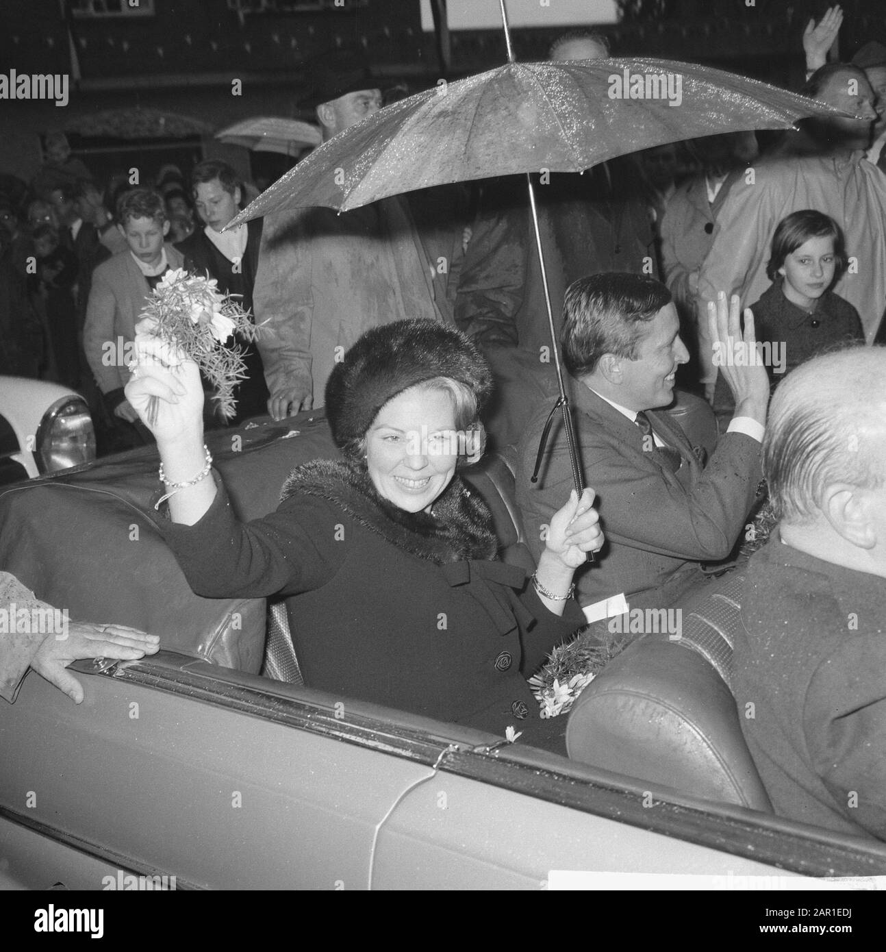 Princess beatrix visits germany hi-res stock photography and images - Alamy