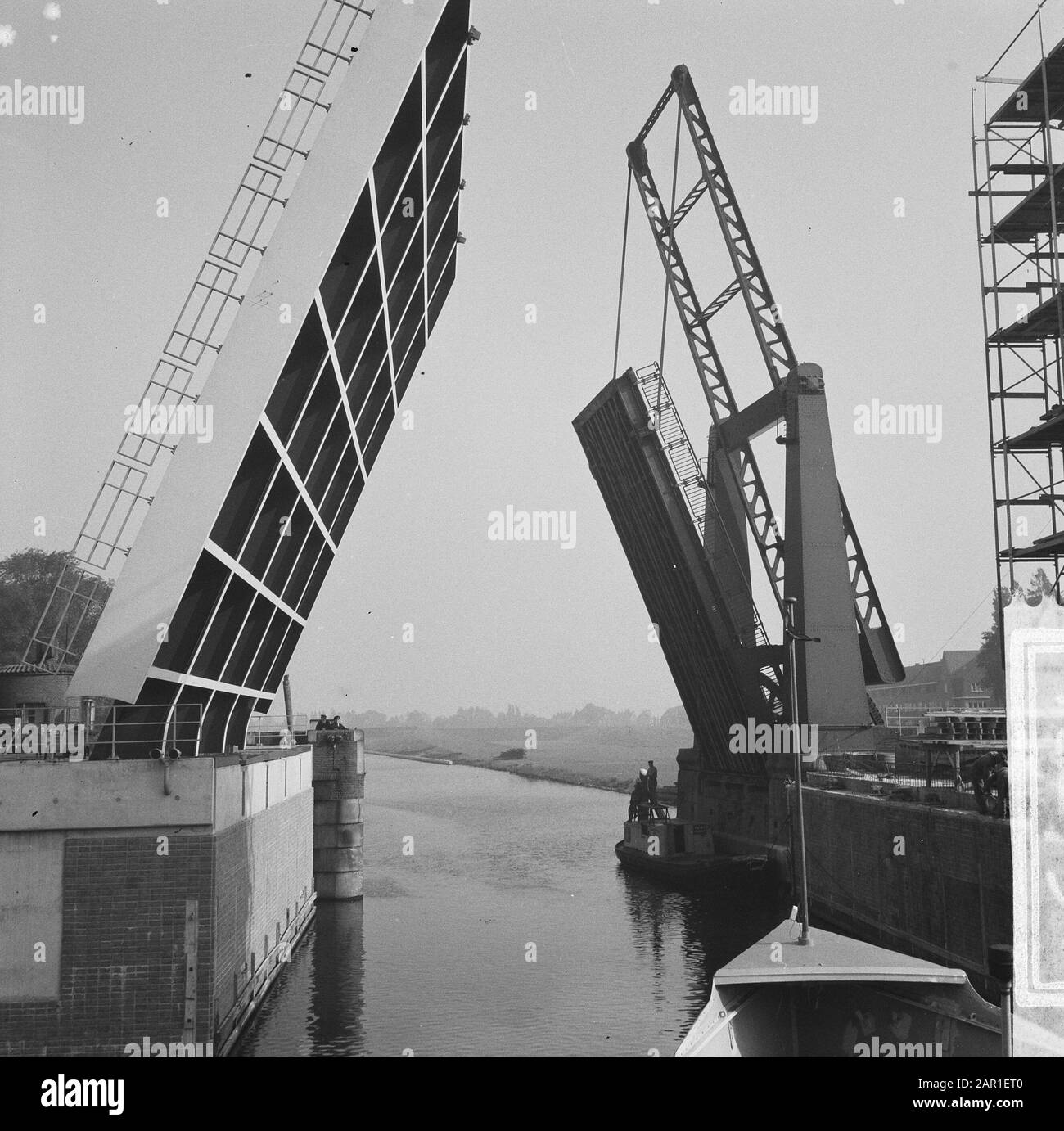 IJ-tunnel under construction, construction IJ tunnel Date: October 5 ...
