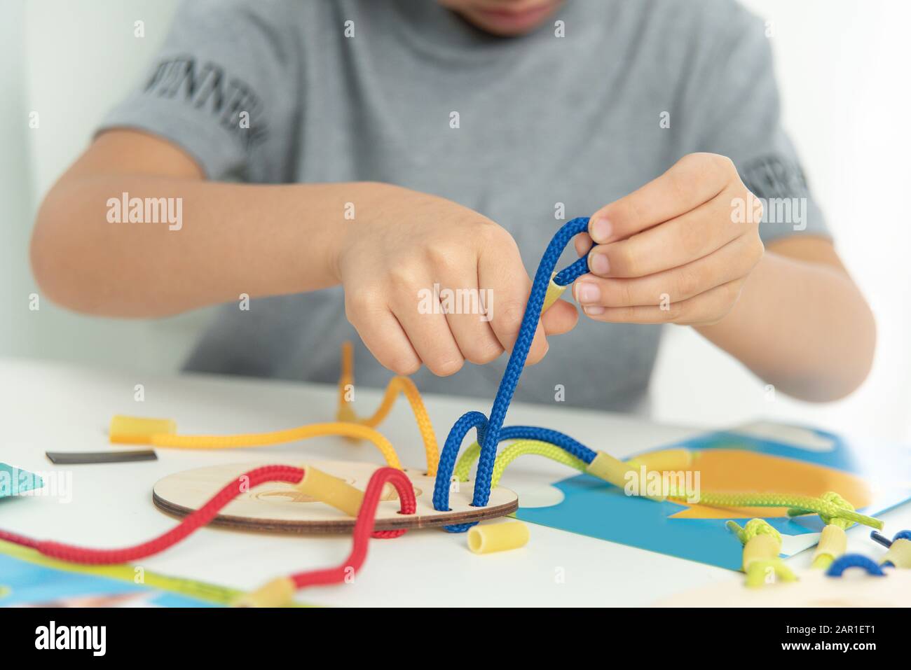 development of fine motor skills. Early education, Montessori Method ...