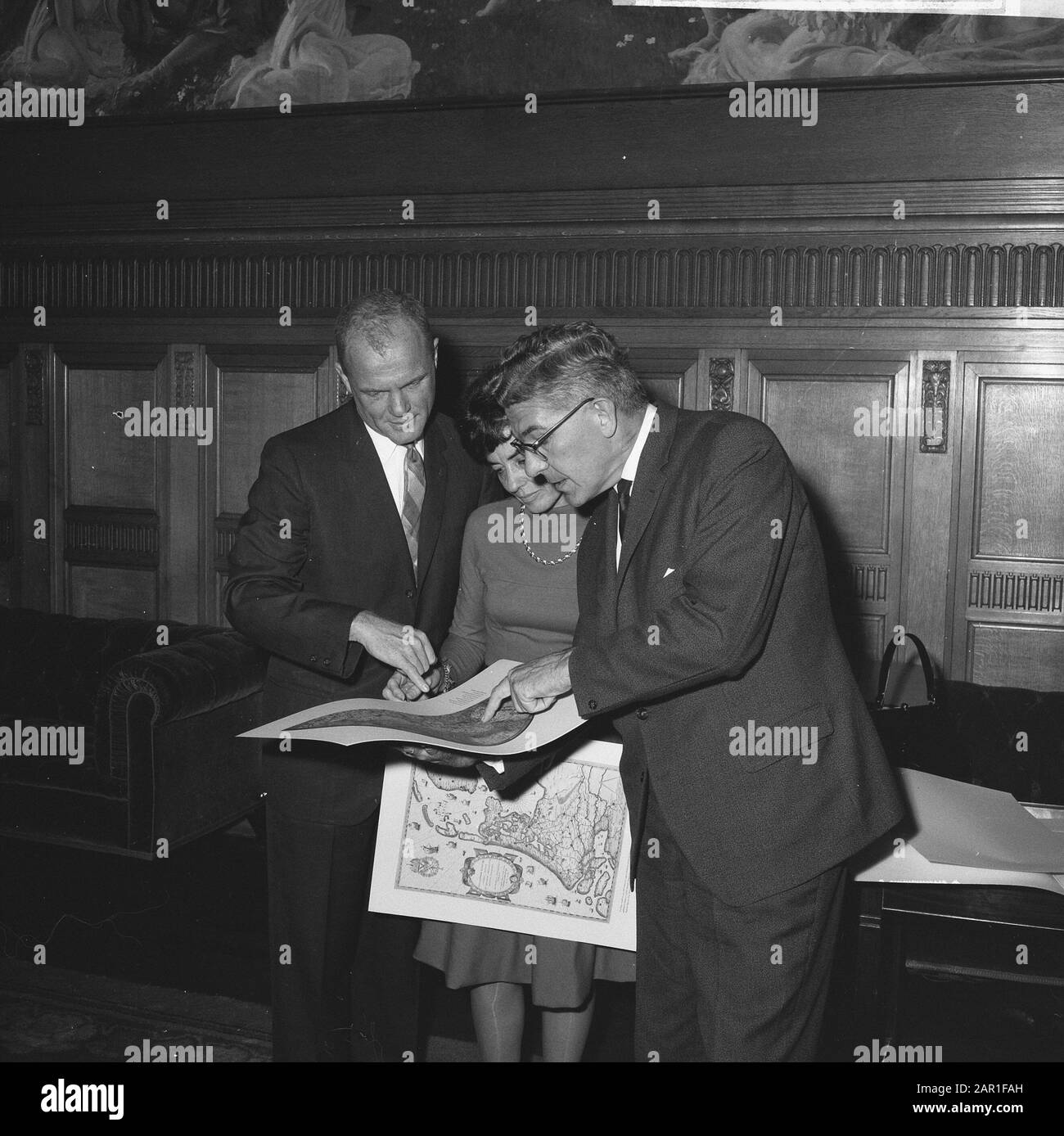 Astronaut John Glenn and wife Anna Margaret Castor received by Mayor ...