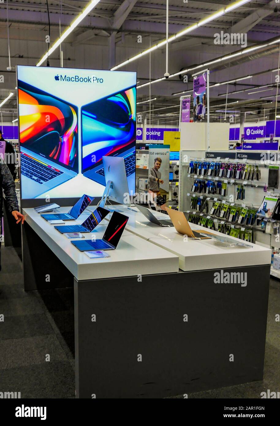 Currys Pc World Appliances High Resolution Stock Photography and Images ...