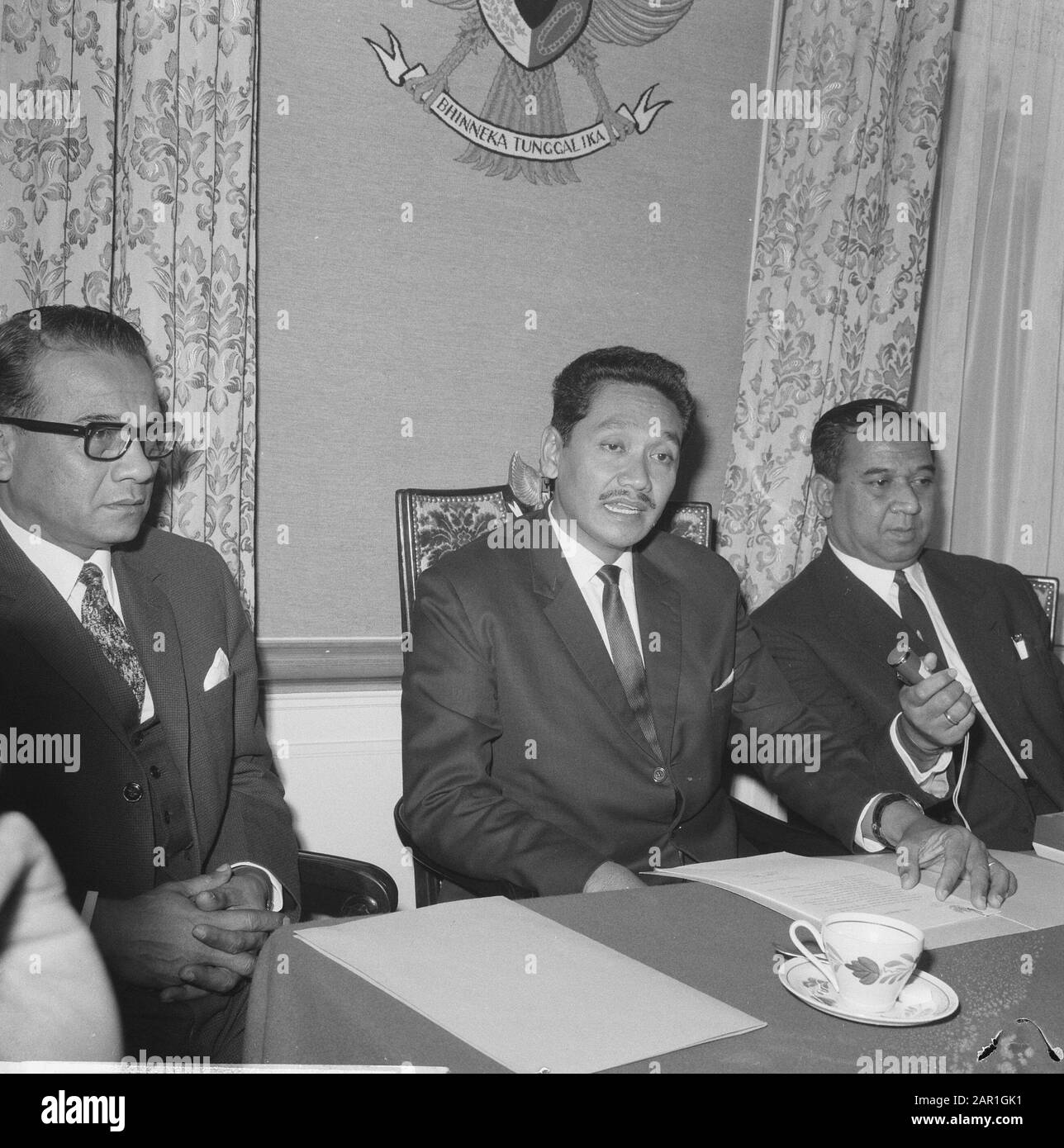 Failed 1965 coup hi-res stock photography and images - Alamy