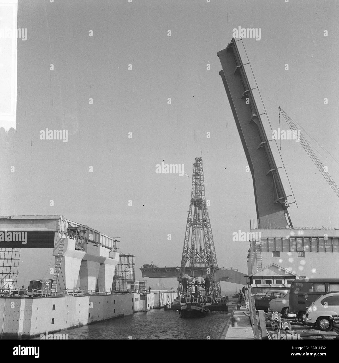 Placement of the two bascule valves of the Volkerak lock bridge on the ...