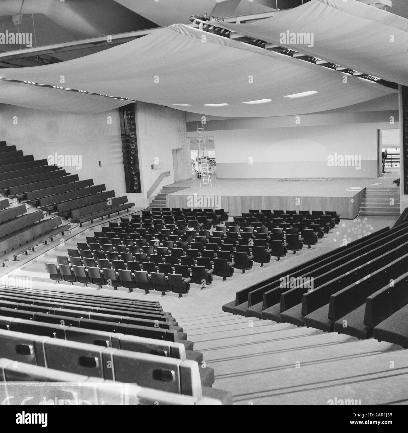 Development modern science technical Black and White Stock Photos ...