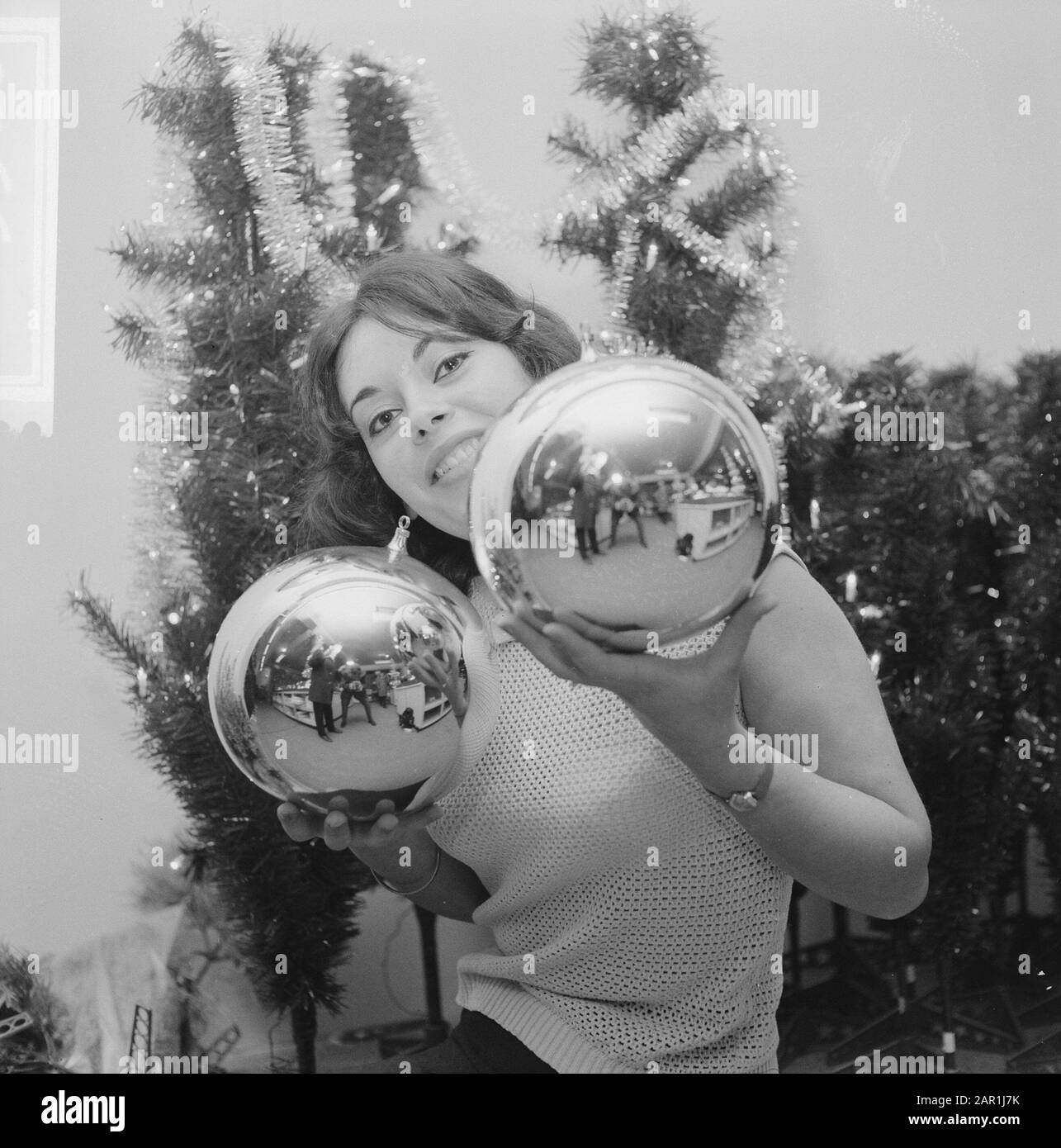 1965 christmas decorations hi-res stock photography and images - Alamy
