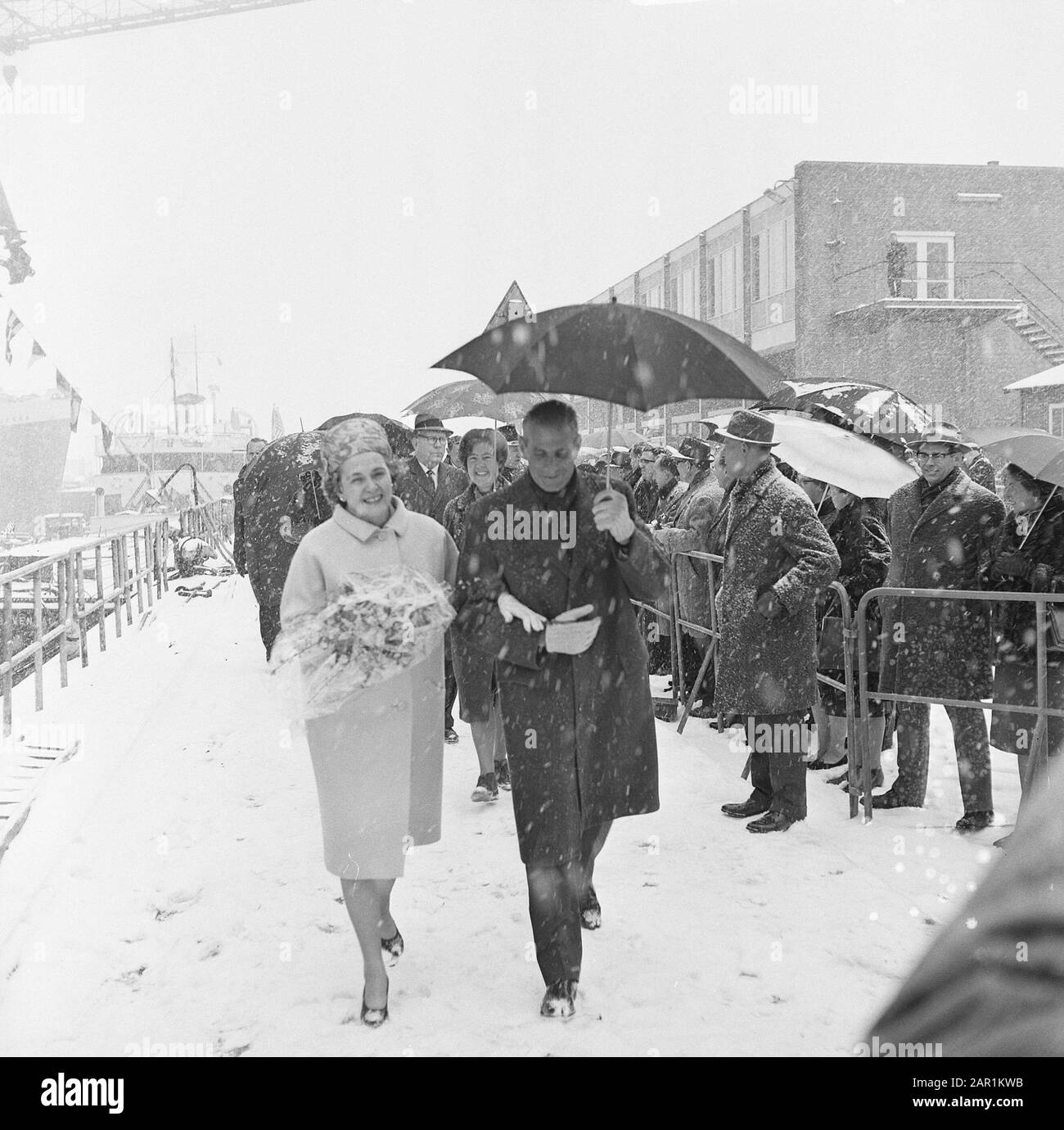 Transworld Black and White Stock Photos & Images - Alamy