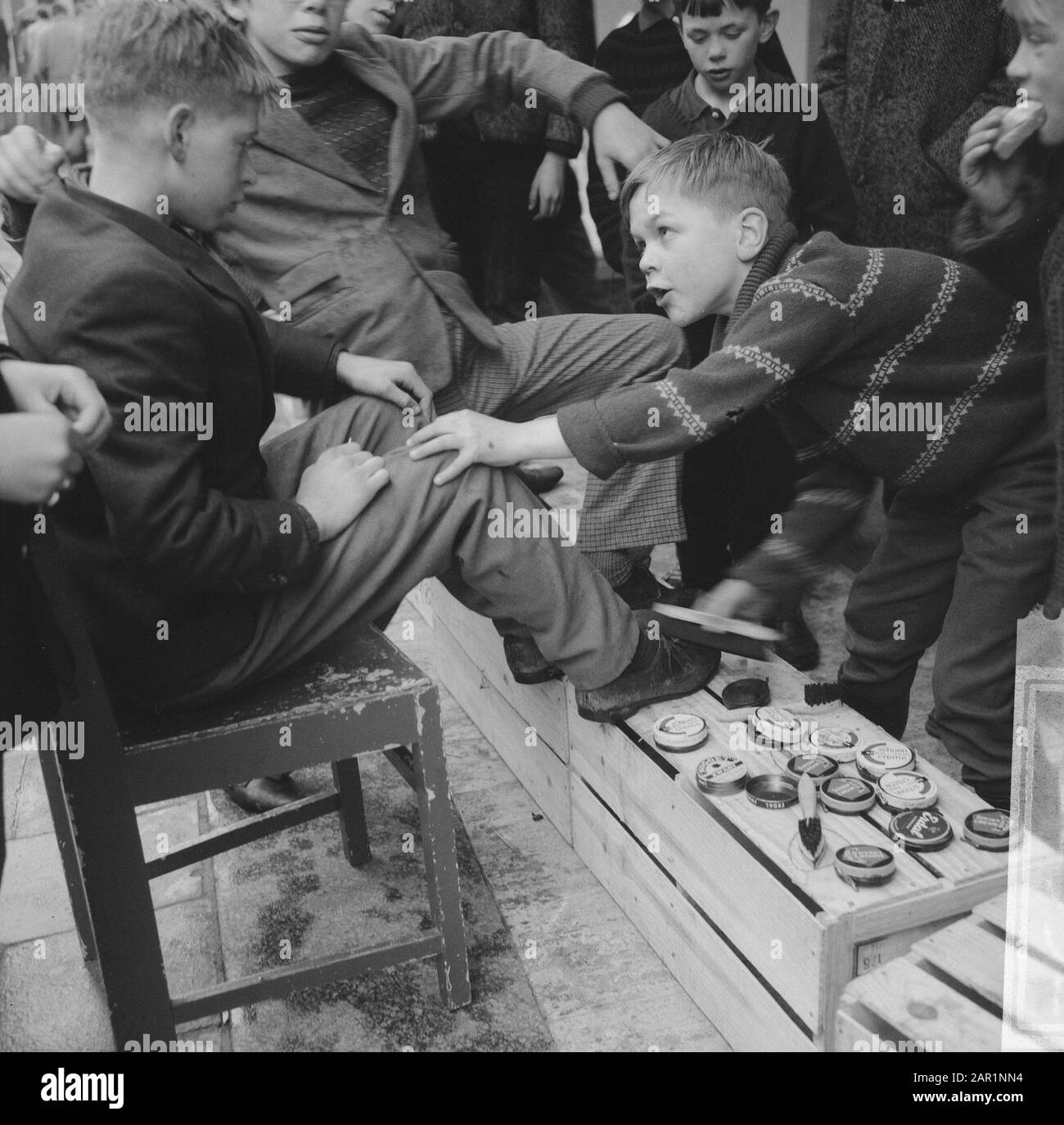 Marriage princess Beatrix and Claus von Amsberg, shoeshine on the ...