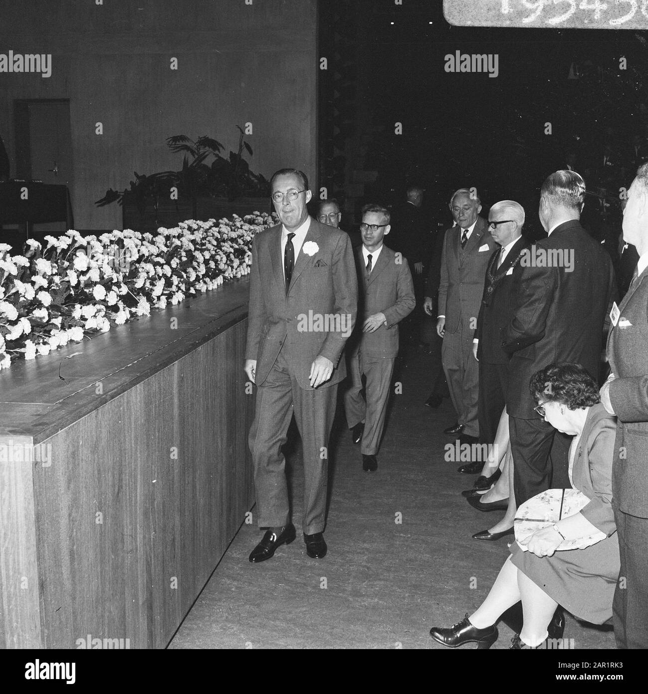 Opening speech prince bernhard Black and White Stock Photos & Images ...