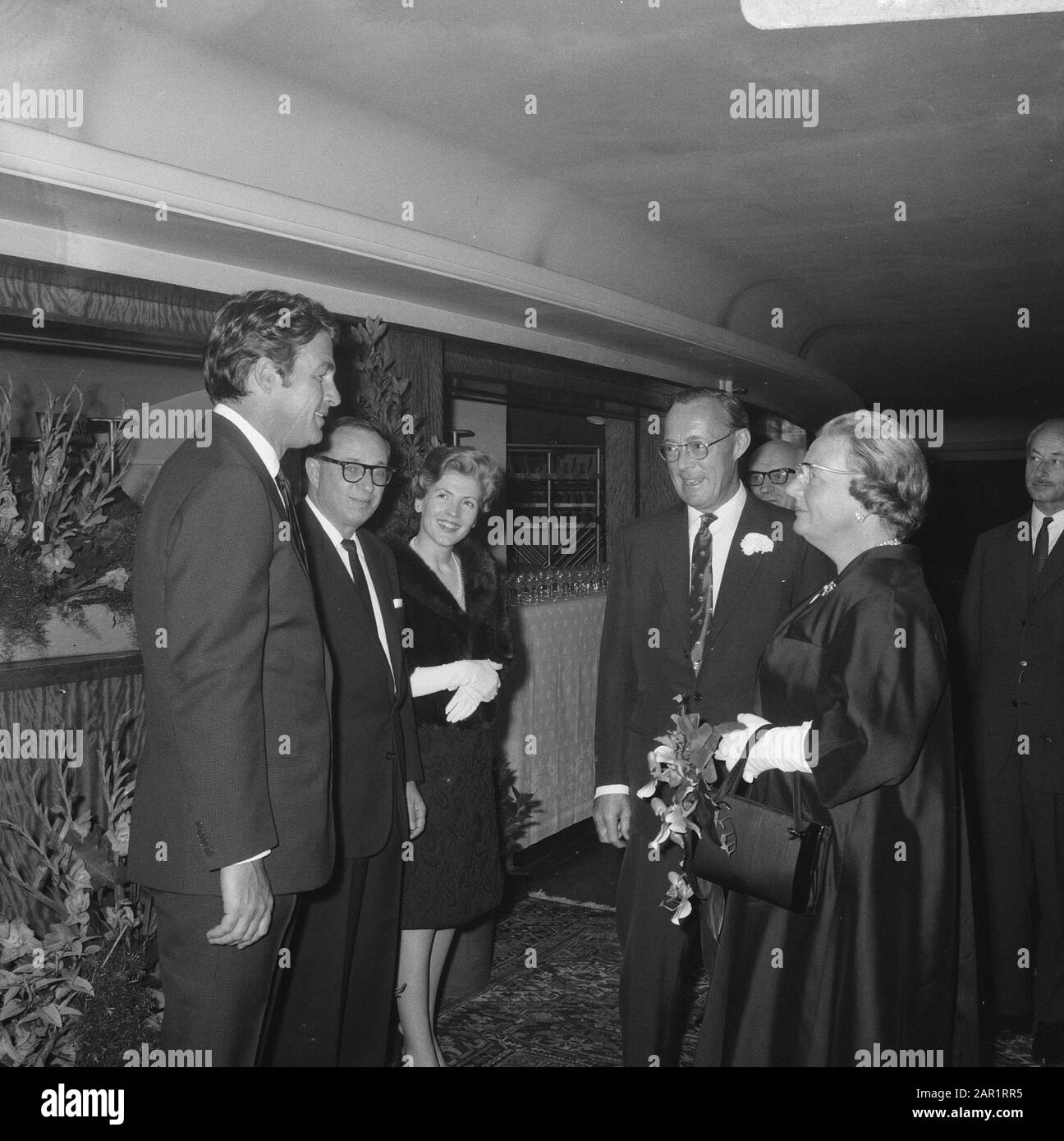 Queen Juliana and Prince Bernhard present at premiere of film Elsa de ...
