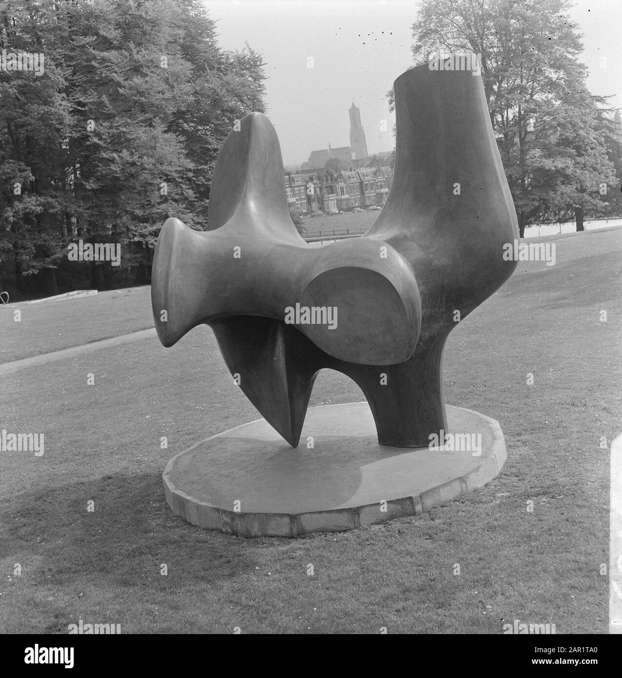 Outdoor display modern art Black and White Stock Photos & Images - Alamy