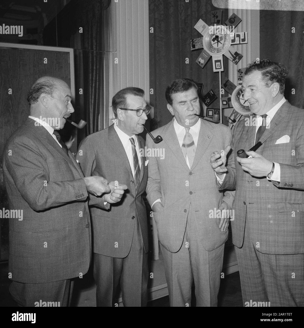 Rupert davies as maigret hi-res stock photography and images - Alamy