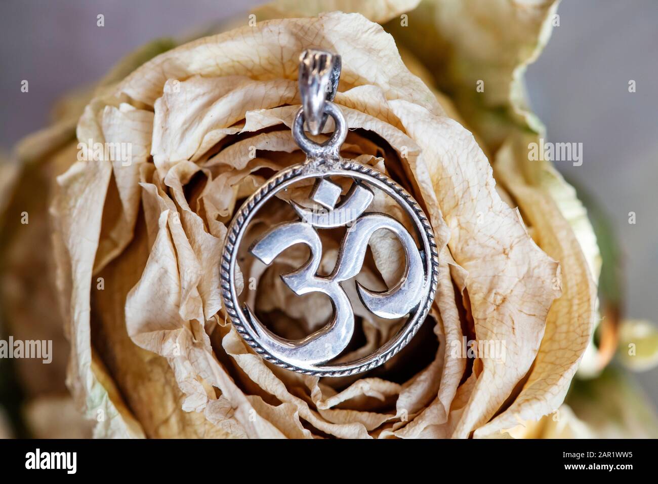 Om symbol pendant hi-res stock photography and images - Alamy