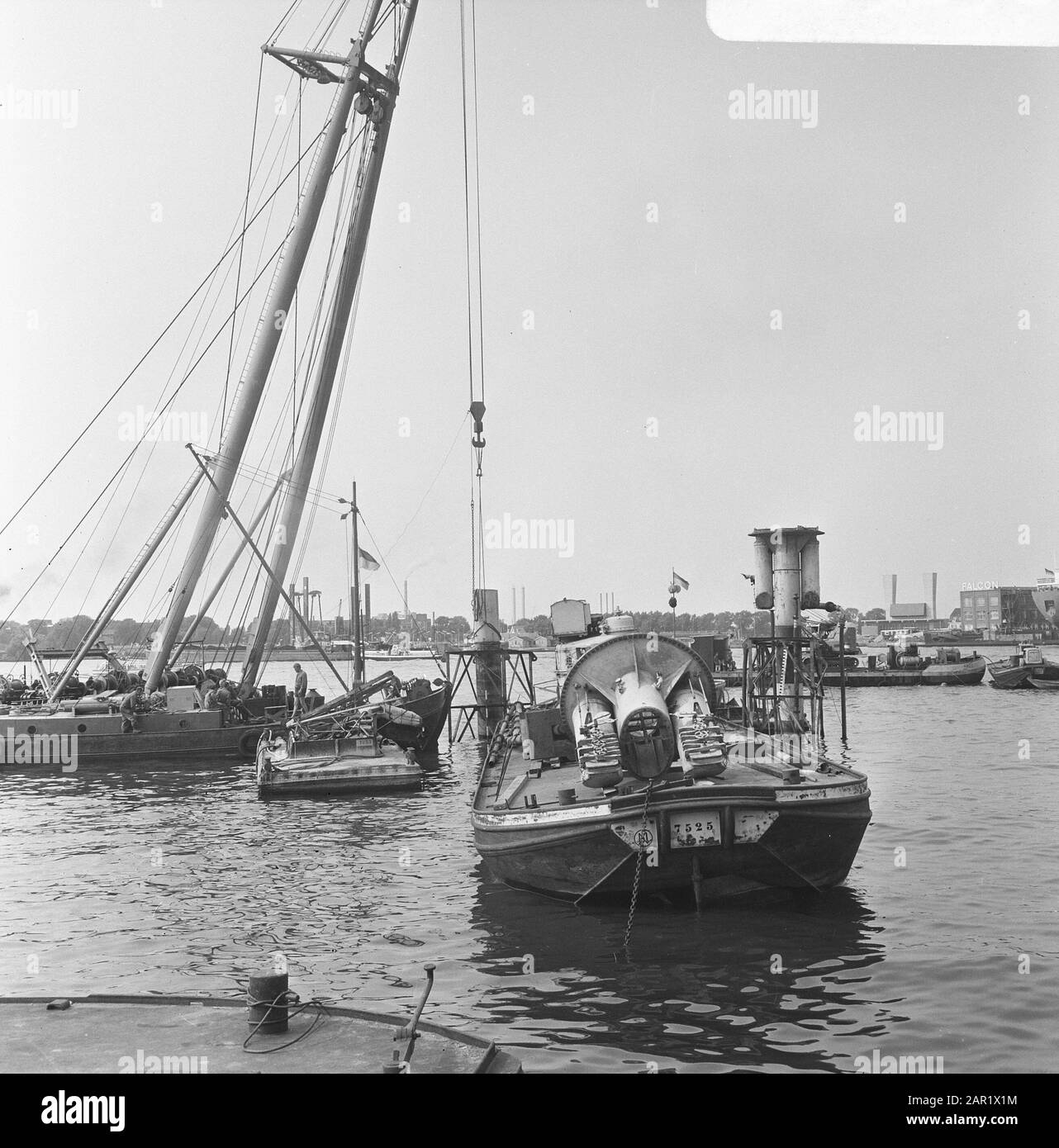 Tunne hi-res stock photography and images - Alamy