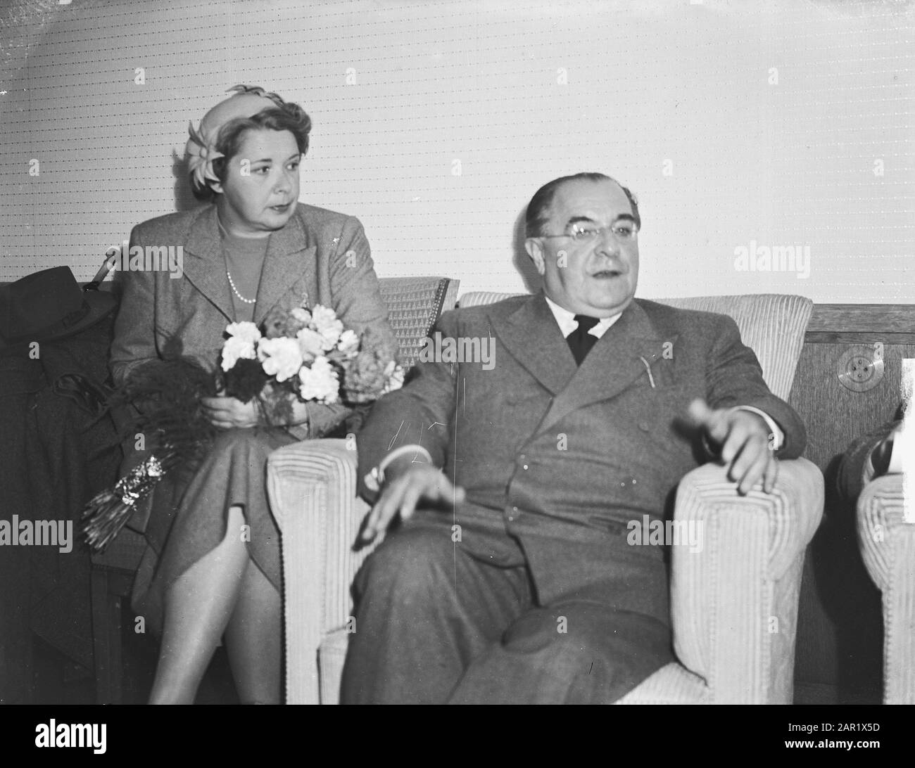 Film director G. W. Pabst at Schiphol Date: 28 september 1949 Location ...