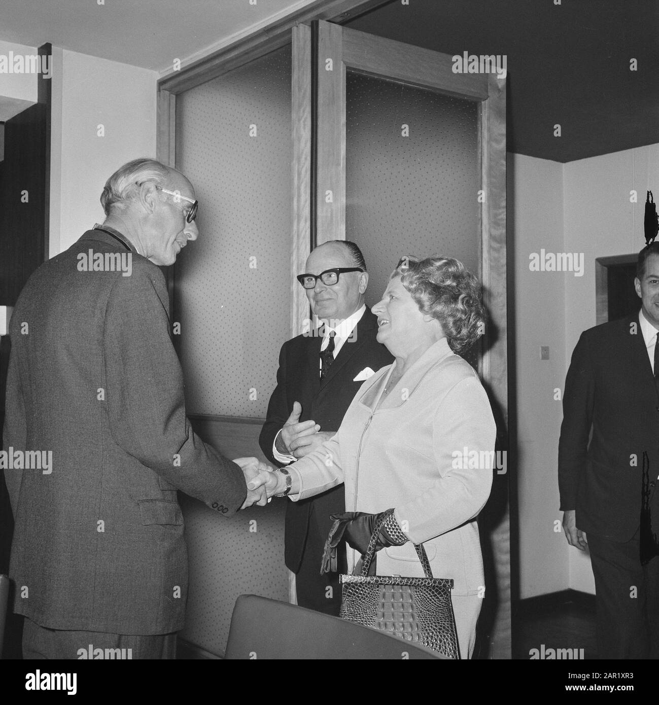 Command farewell mr J.D. Veen van GEB and ICA Date: November 1, 1968 ...