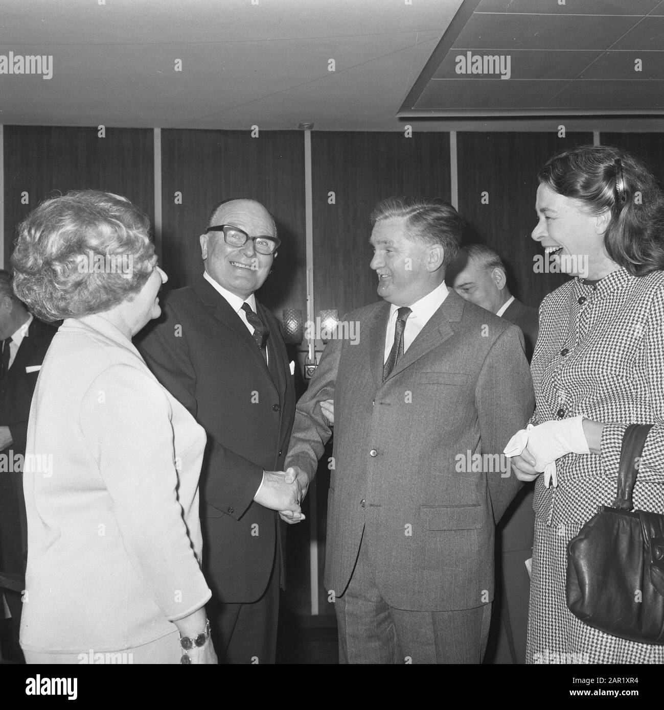 Command farewell mr J.D. Veen van GEB and ICA Date: November 1, 1968 ...