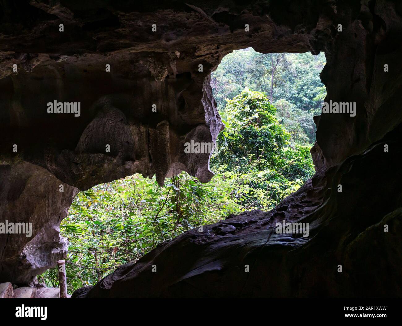Cave tourist attraction hi-res stock photography and images - Alamy