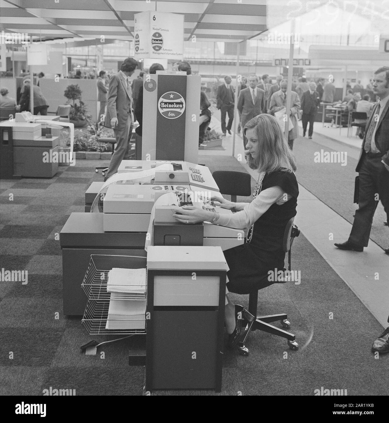 1972 Computer High Resolution Stock Photography and Images - Alamy