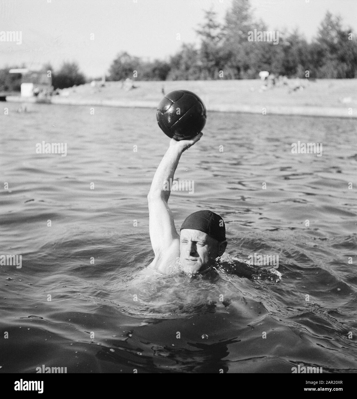 Swimming training Black and White Stock Photos & Images - Alamy