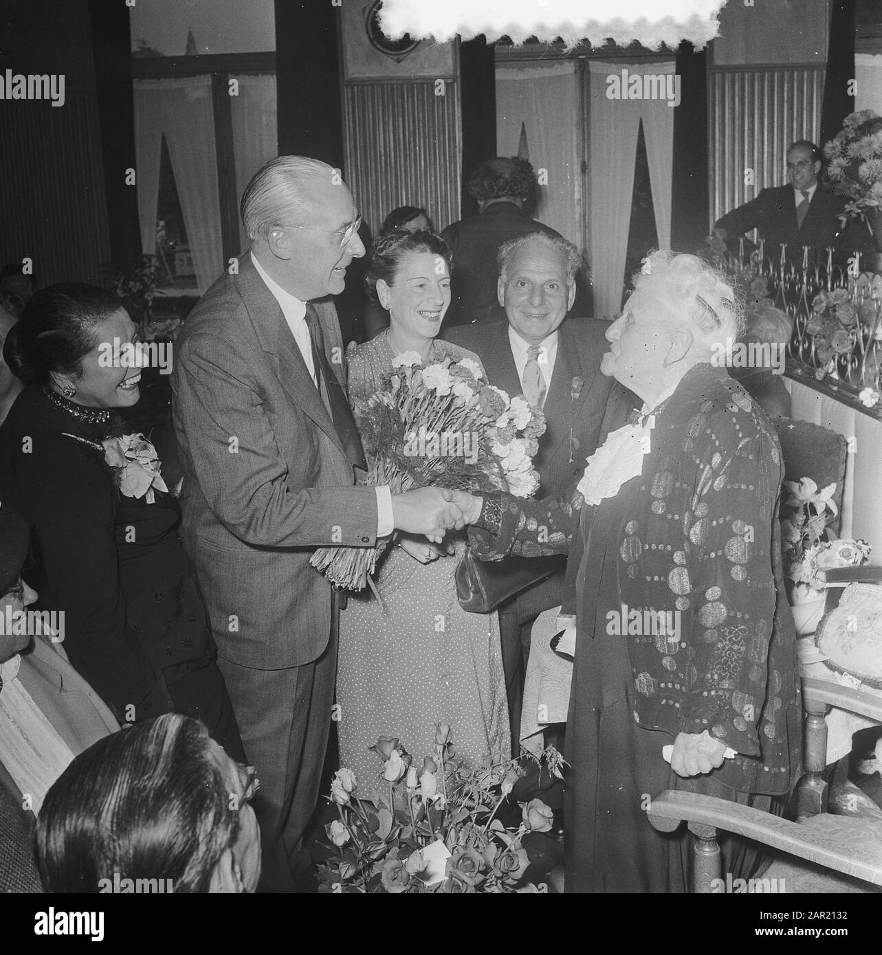 90 years old hi-res stock photography and images - Alamy