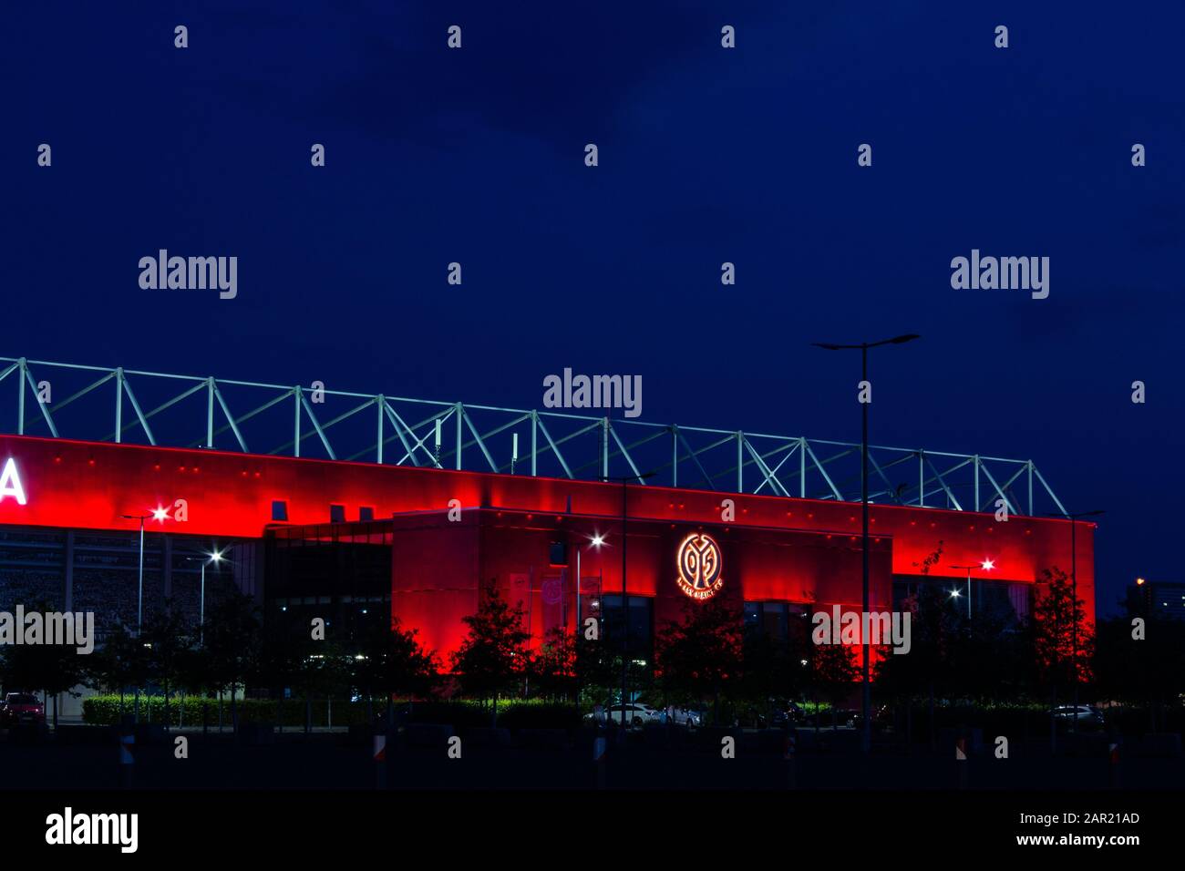 Opel advertising hi-res stock photography and images - Alamy