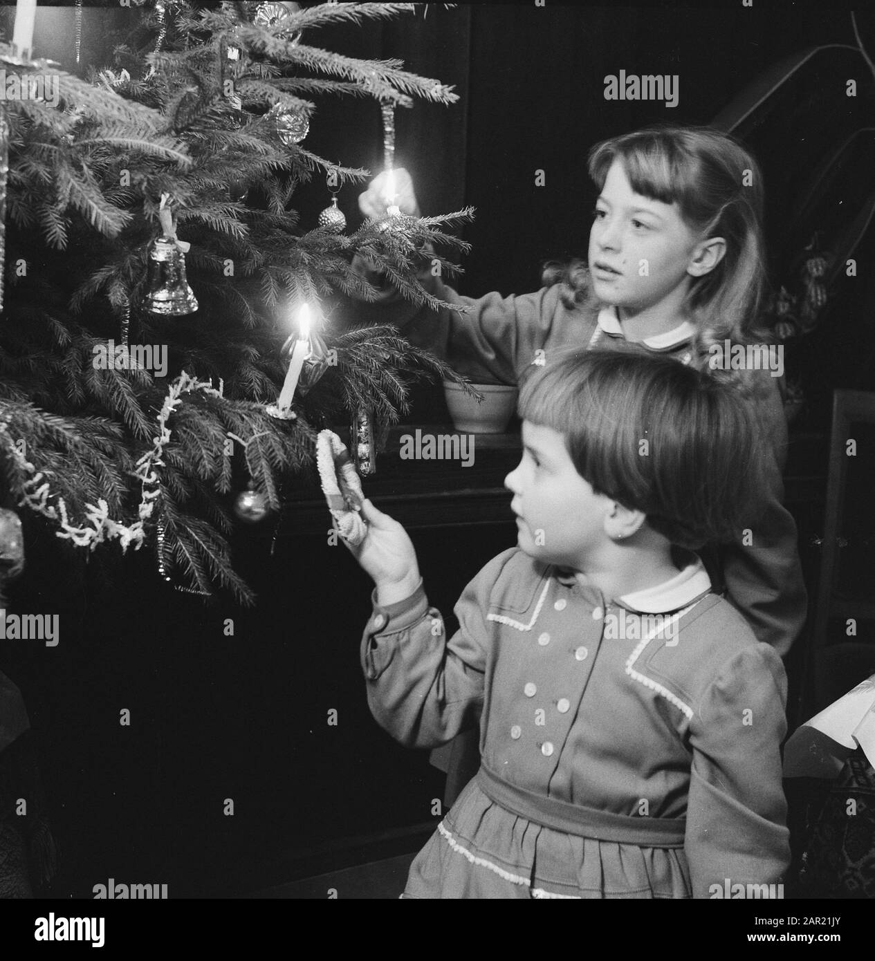 1955 christmas Black and White Stock Photos & Images - Alamy
