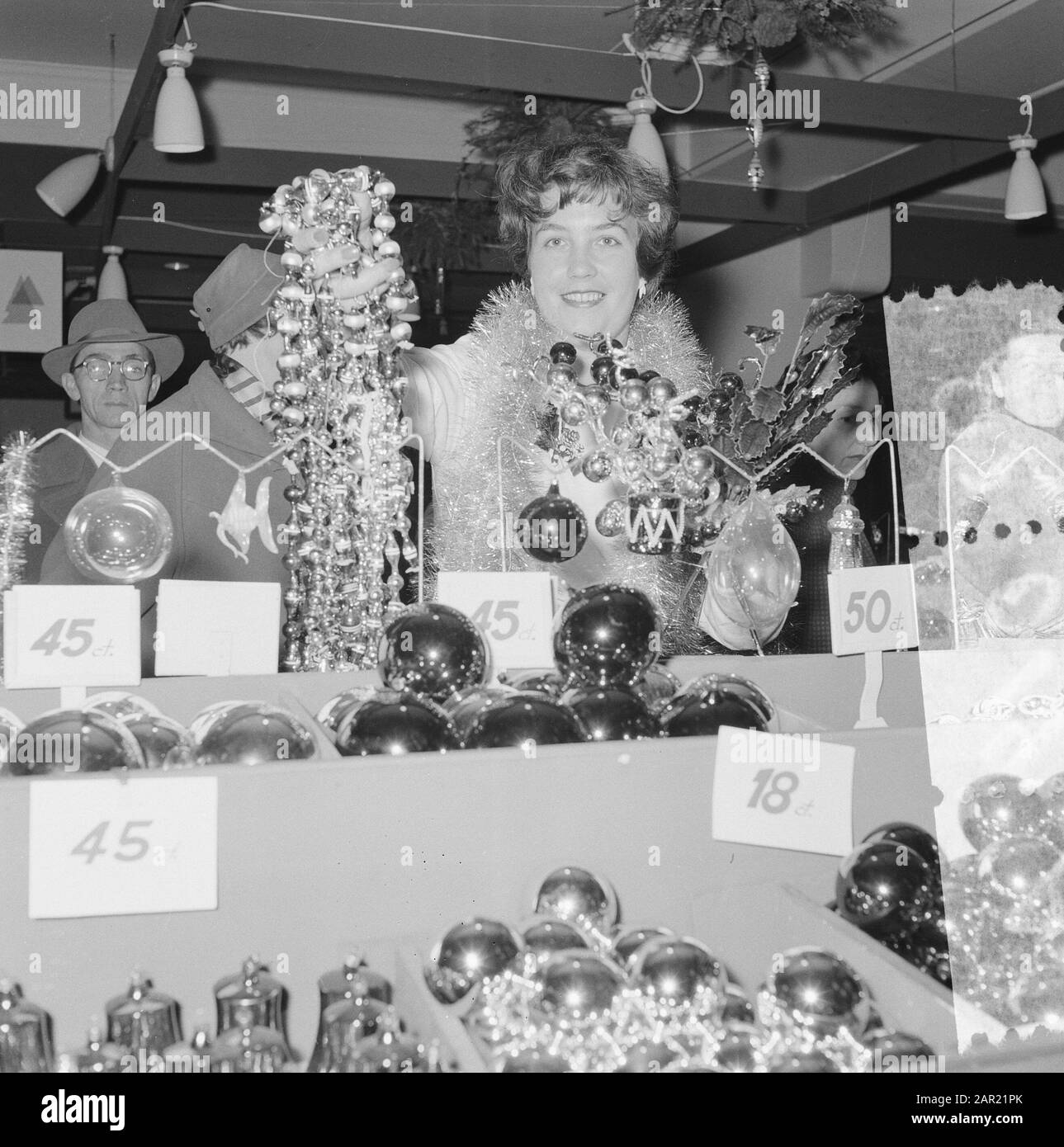 December 19 1956 hi-res stock photography and images - Alamy