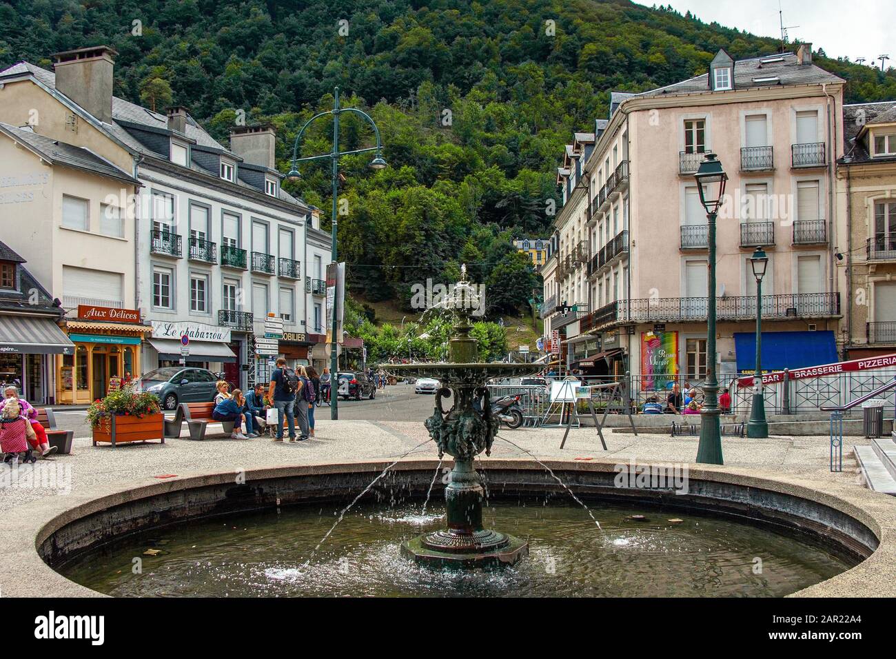 Place Georges Clemenceau Stock Photo - Alamy