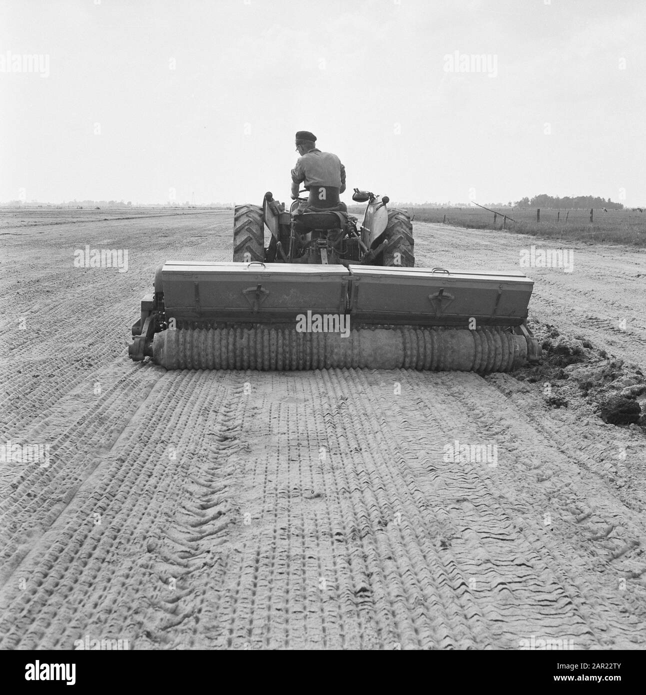 mining, tillage, leveling, enclosed land plots, tractors, sowing ...