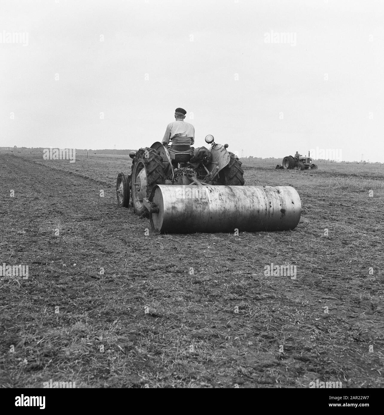 mining, tillage, leveling, enclosed land plots, tractors, land rolls ...