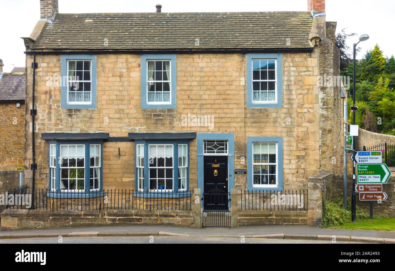 Barnard castle sign hi-res stock photography and images - Alamy