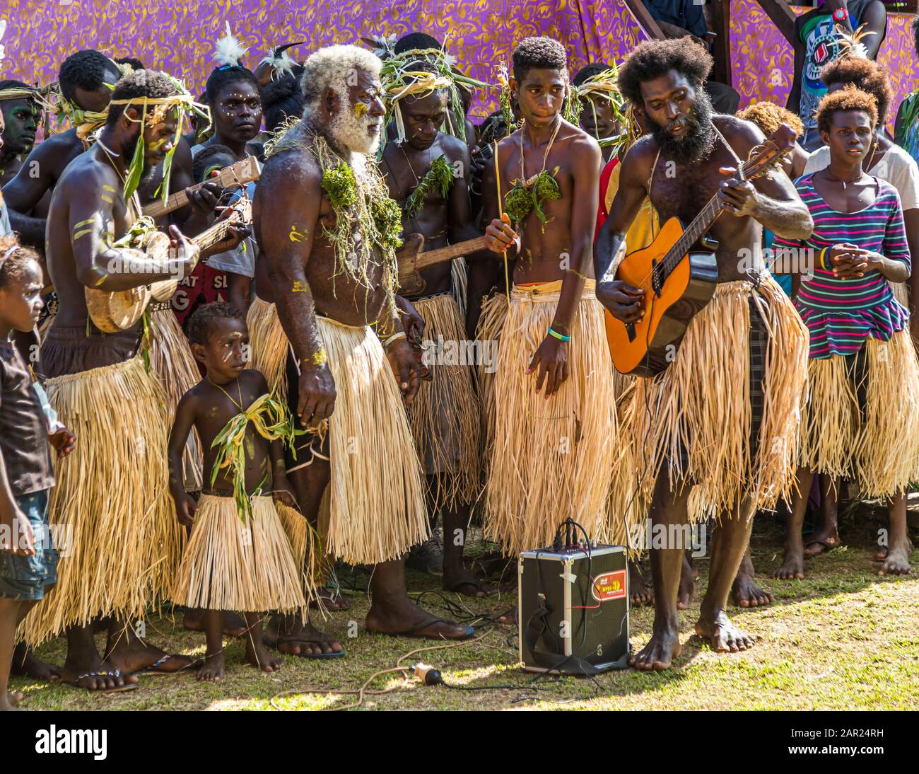Male hula dancer hi-res stock photography and images - Alamy
