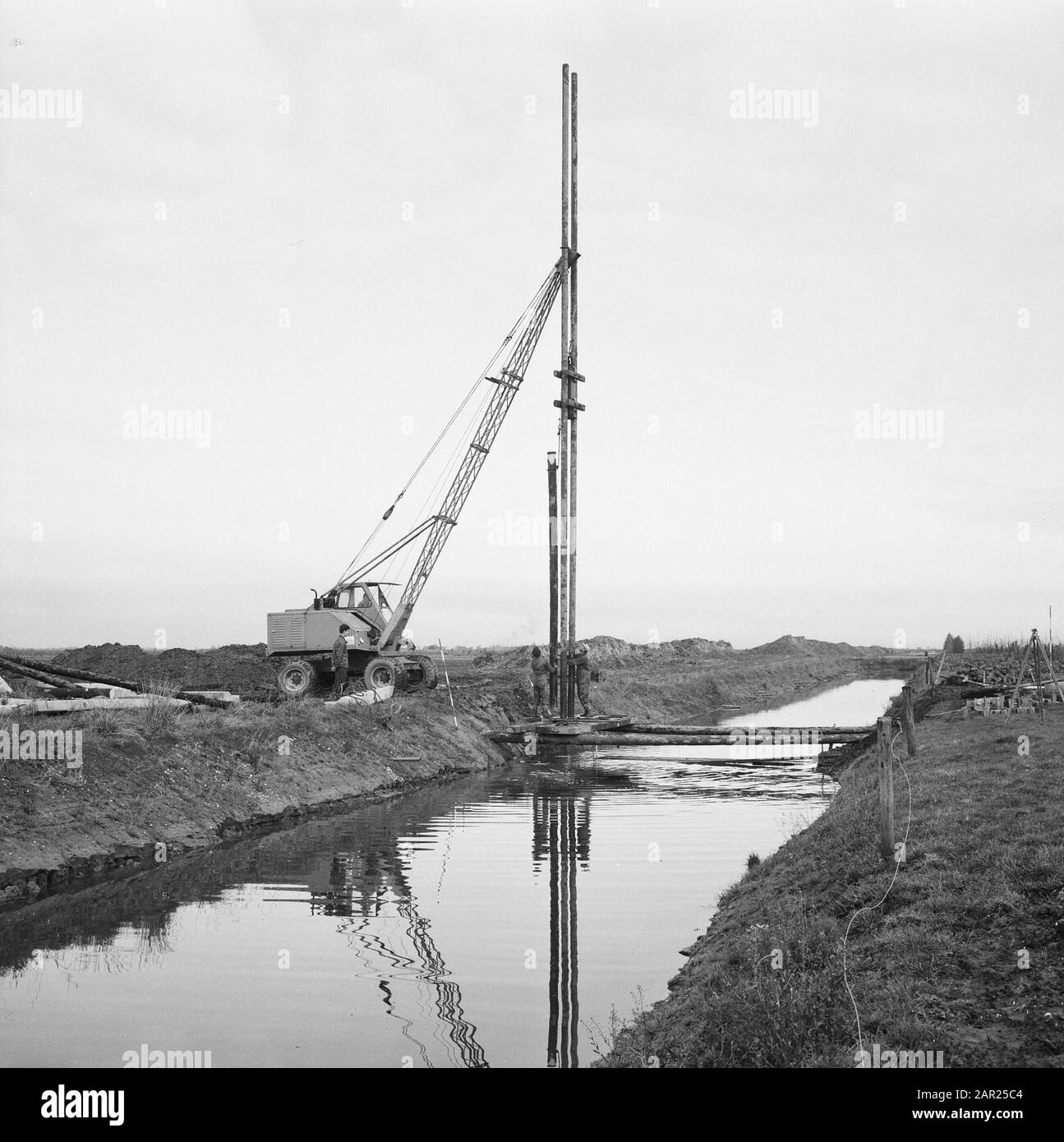 digging and improving canals, laying bridges, piling, water boards ...