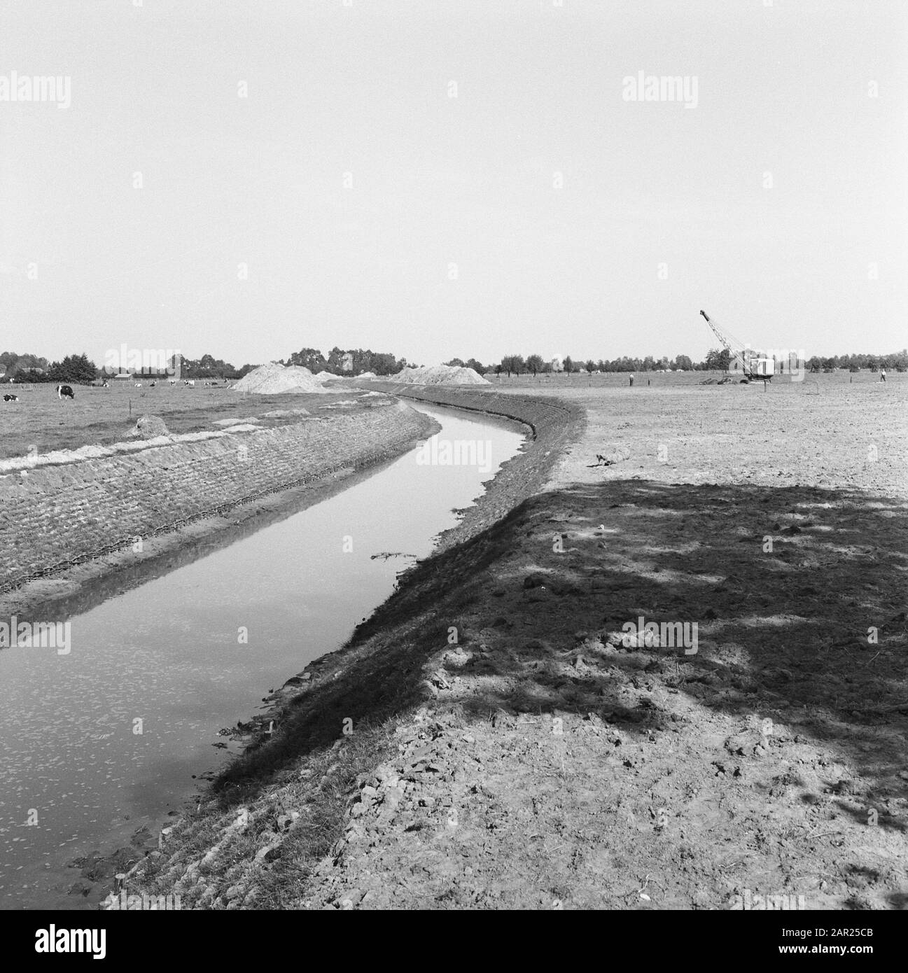 digging and improving canals, laying bridges, water, barneveldse brook ...