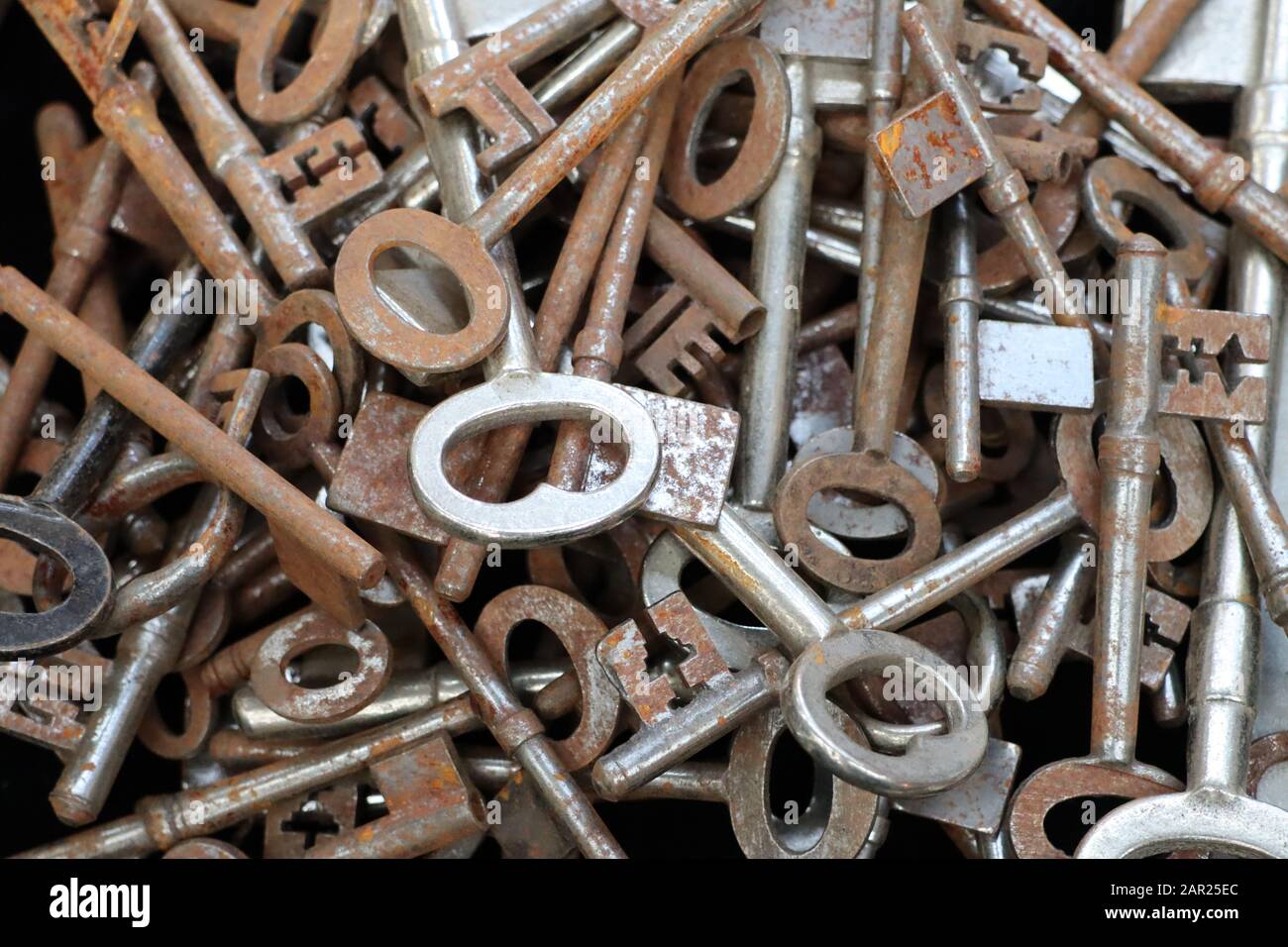 A Pile of metal keys Stock Photo - Alamy
