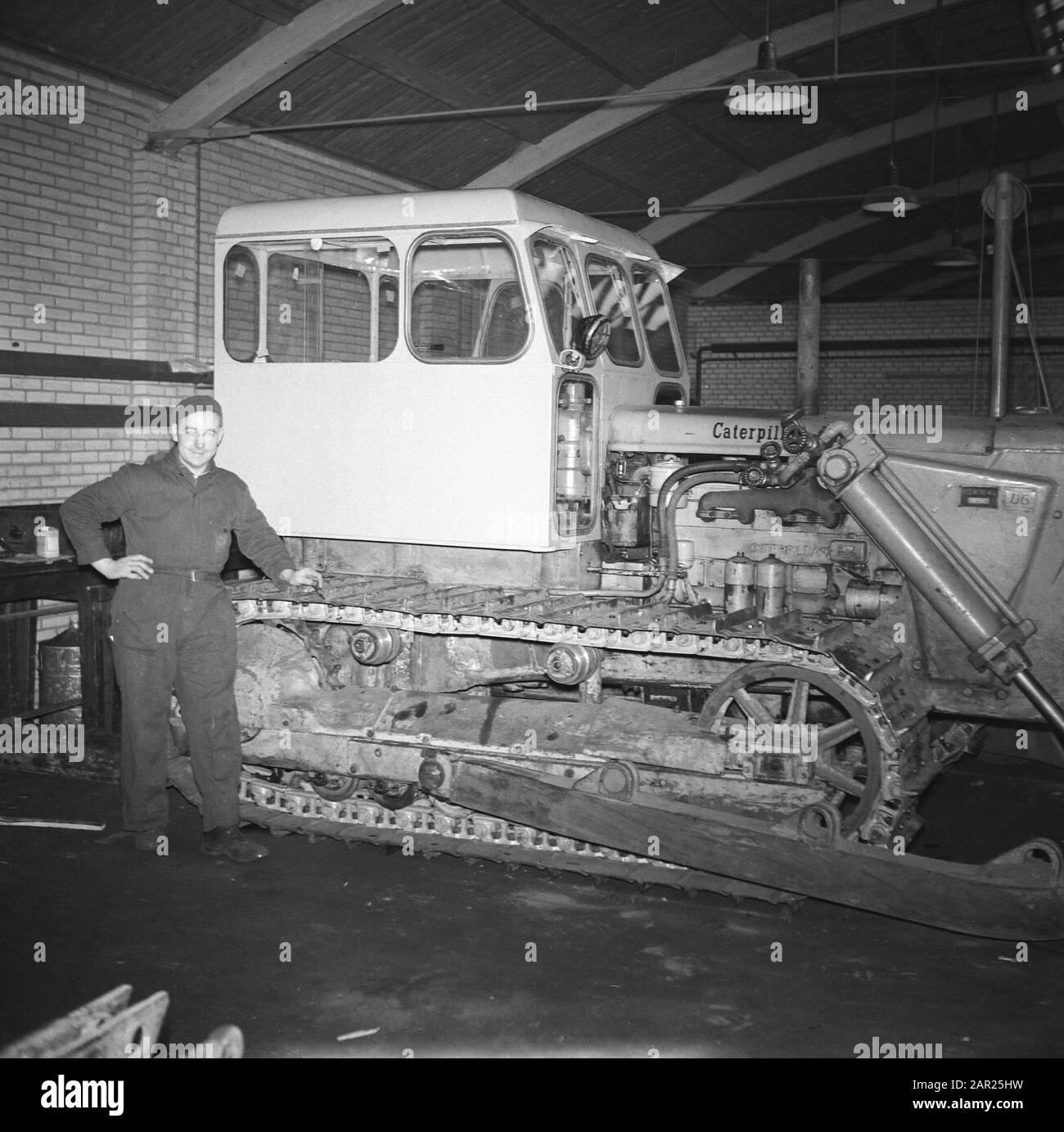 Work booths hi-res stock photography and images - Alamy