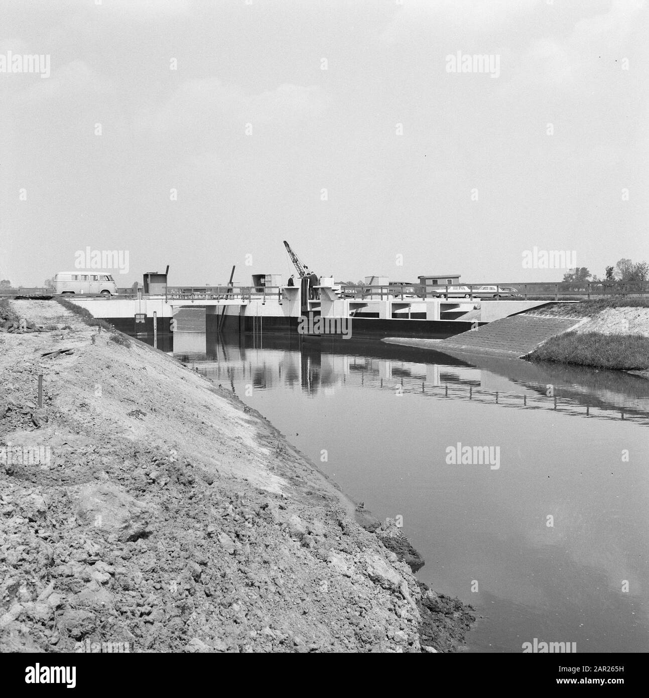 Dam ditches hi-res stock photography and images - Alamy