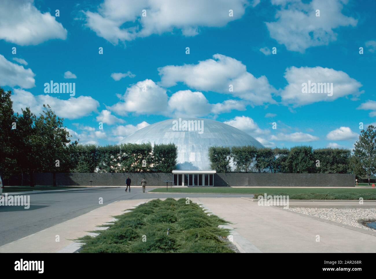 General Motors Technical Center, designed by Eero Saarinen, Warren ...