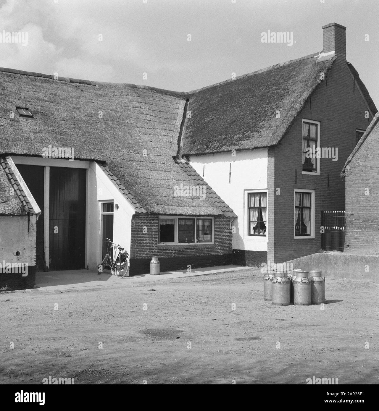 Traditional logistics Black and White Stock Photos & Images - Alamy