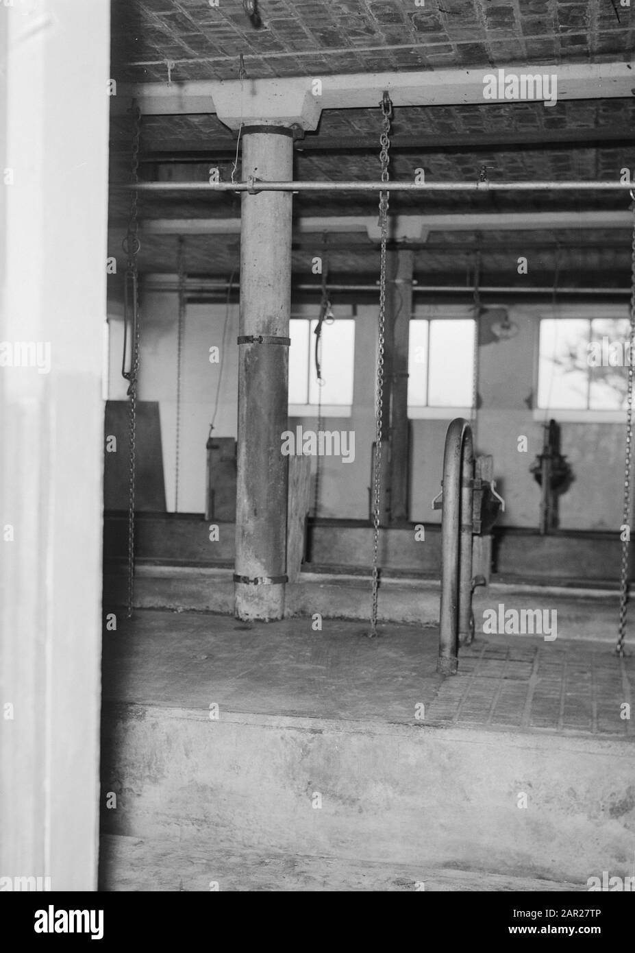 Modern animal husbandry Black and White Stock Photos & Images - Alamy