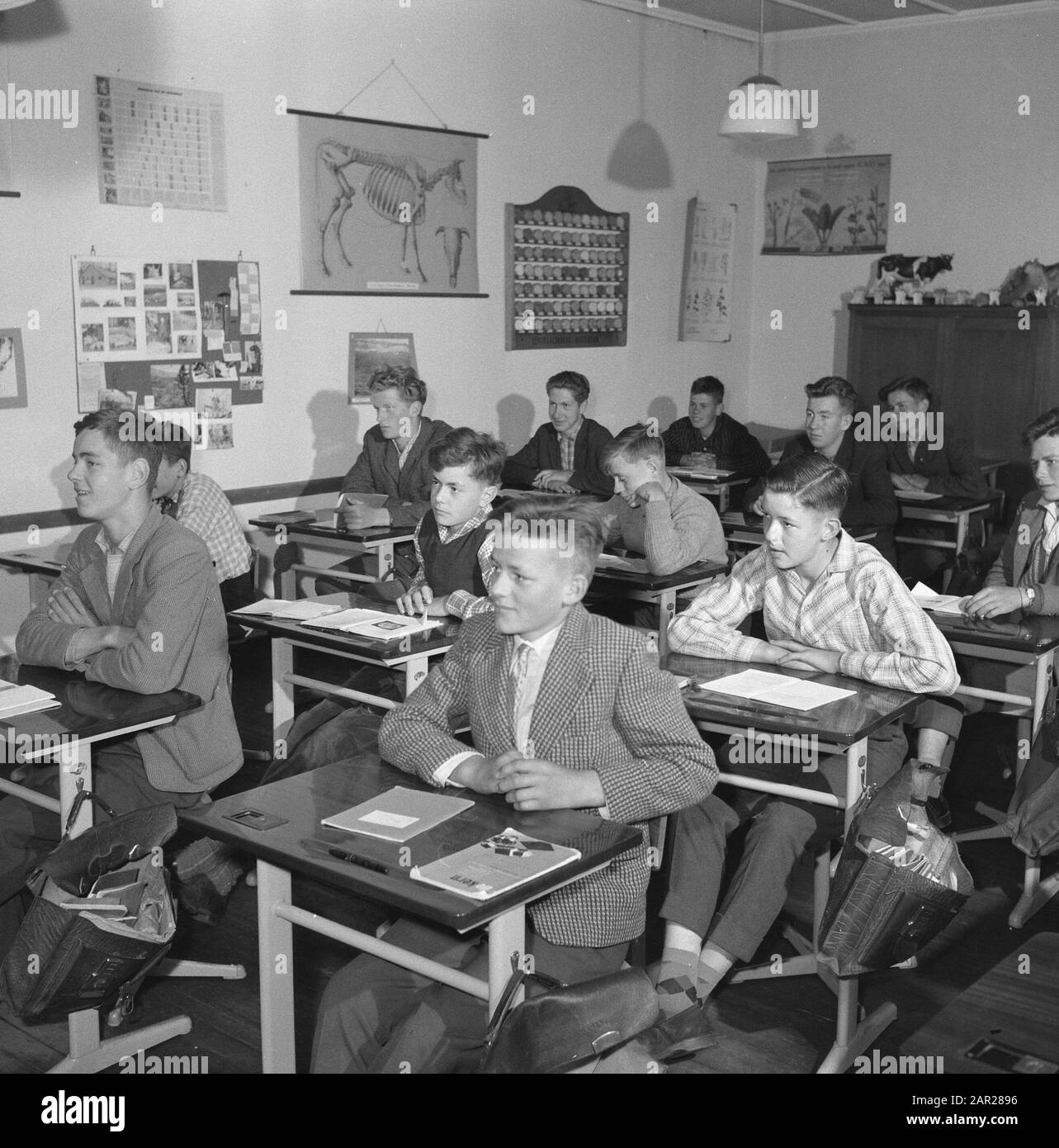 Present pupils Black and White Stock Photos & Images - Alamy