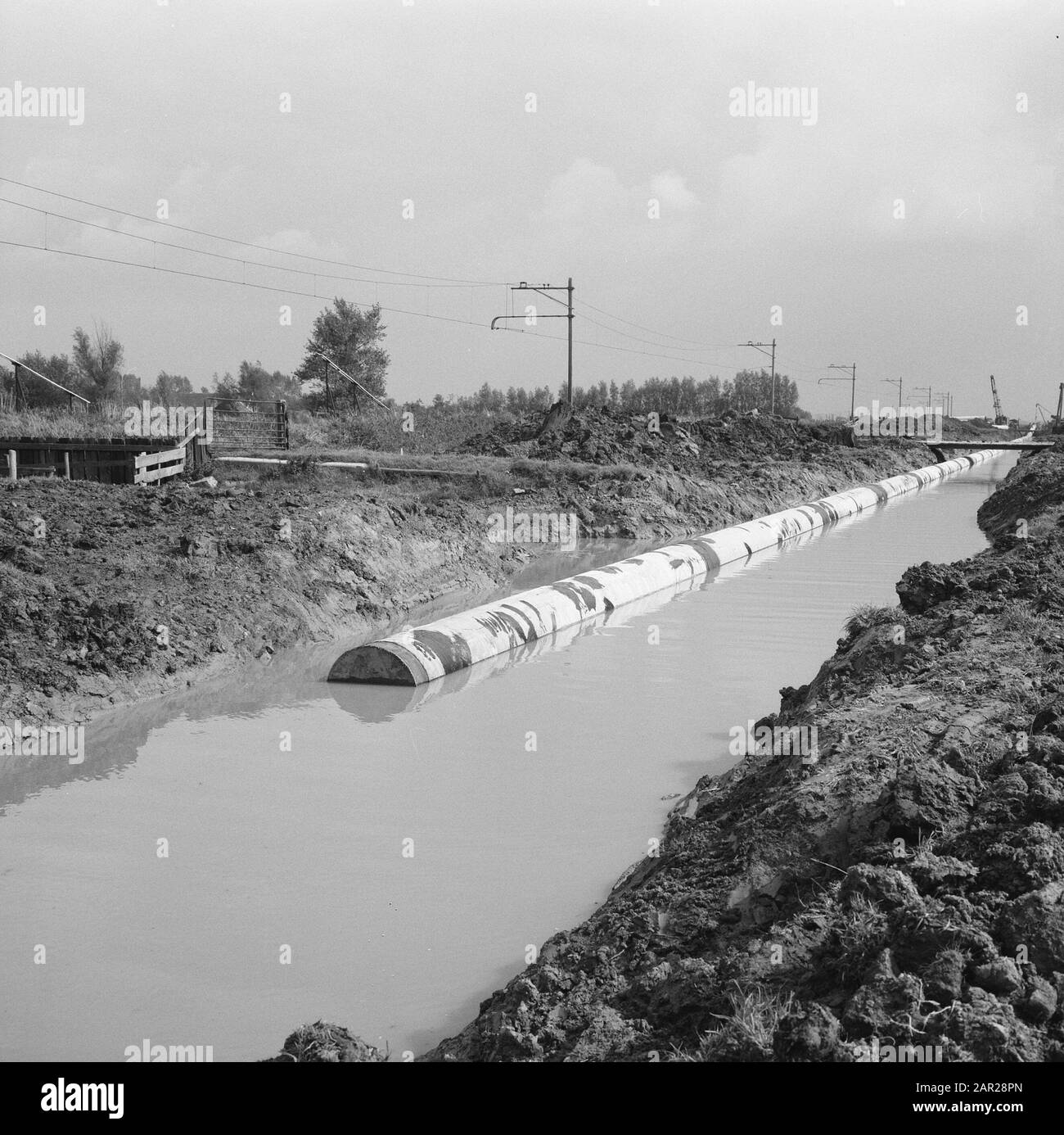 npc, pipelines, floating pipes, slots, drifting methods Date: 1965 ...