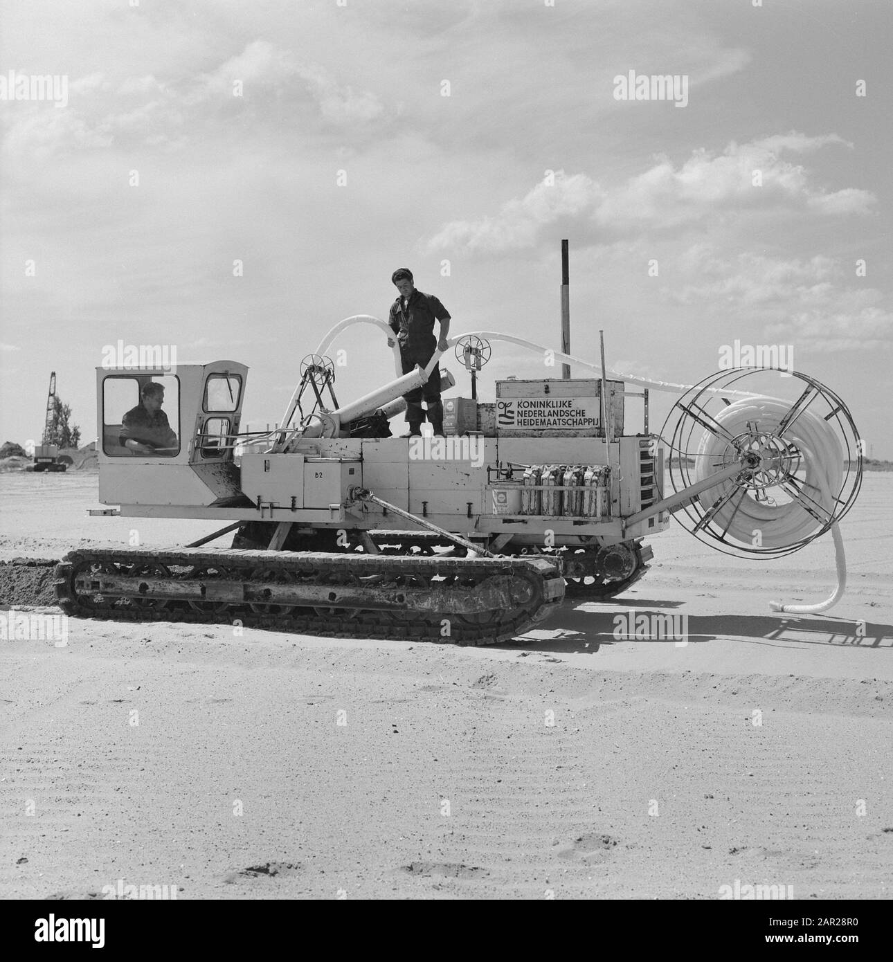 Laying drainage hi-res stock photography and images - Alamy