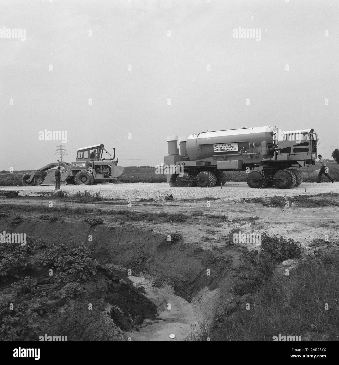 Soil cement stabilization hi-res stock photography and images - Alamy